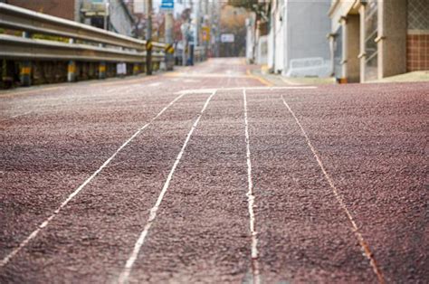 ‘개봉로15길에 빙판 사고 막는 도로열선