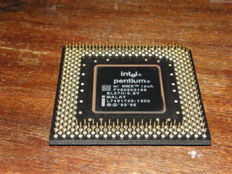 Intel Pentium Mmx 166mhz 66 Socket7 Μεταχειρισμένο στη κατηγορία Πληροφορική και Tablet