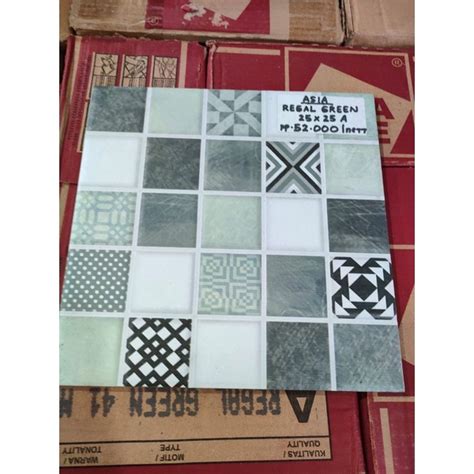 Jual Keramik Lantai Kamar Mandi Asia Regal Green X Kw Shopee Indonesia