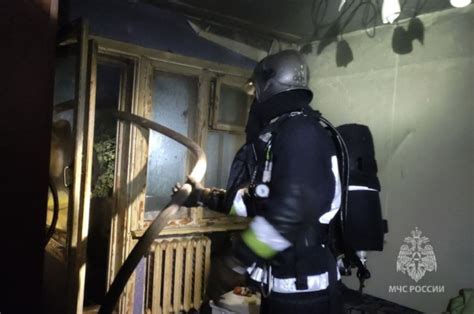16 человек спасли из горящей многоэтажки в Пскове АиФ Псков Дзен