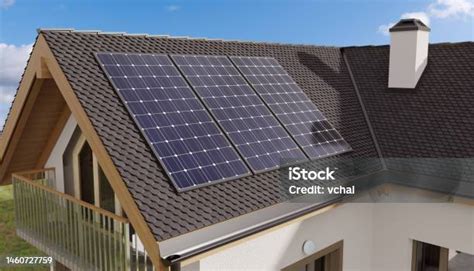 재생 가능 에너지를 생산하는 집 지붕에 있는 태양광 태양 전지판 3d 렌더링 그림입니다 0명에 대한 스톡 사진 및 기타 이미지 0명 3차원 형태 건물 외관 Istock