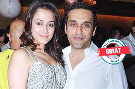 Great Gayatri Joshi And Vikas Oberoi Return To Mumbai Safely After A