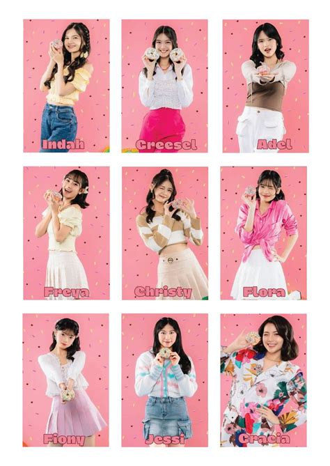 Photocard JKT Di Boneka Perempuan Seputar Wanita Perempuan