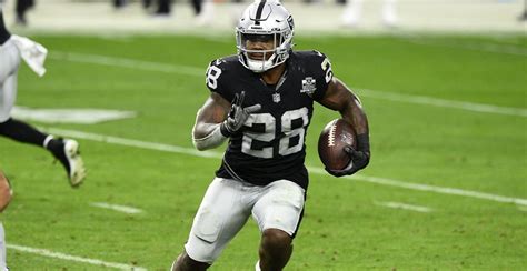 Breaking Packers To Sign Josh Jacobs