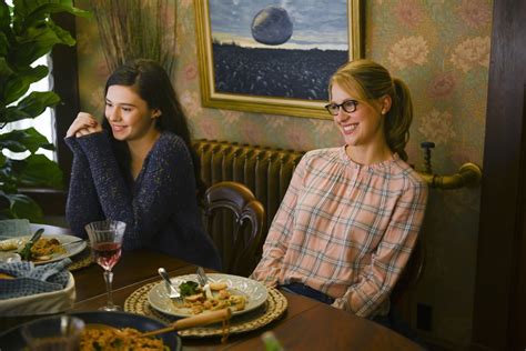 Nicole Maines As Dreamer On The Cws Supergirl Photos Popsugar