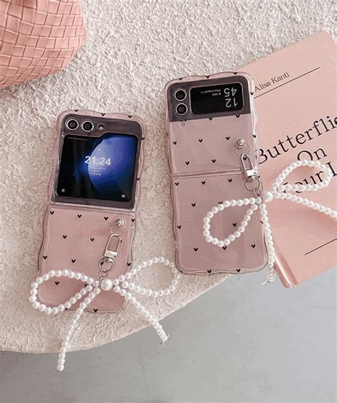 귀여운 지플립 핑크 투명 물결 하트 스트랩 갤럭시 Z플립 3 4 5 지플립4 지플립5 지플립4케이스 지플립5케이스 스트랩케이스 핸드폰줄 핸드폰 휴대폰 삼성 폰 케이스 지플립