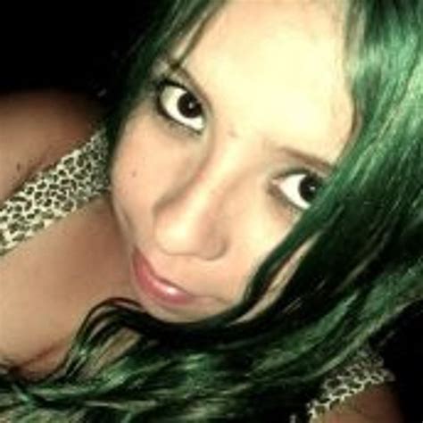 Stream Raissa Gomes Music Listen To Songs Albums Playlists For Free On SoundCloud