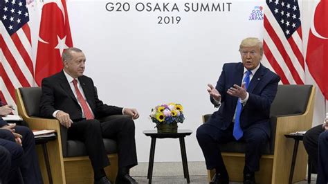 Пълен обрат в Белия дом Axios разкри как Тръмп искал среща с Иран а сега се стяга за война Свят