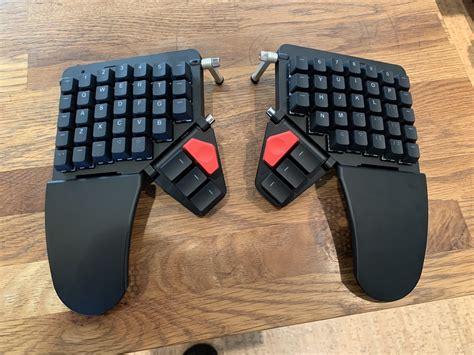 Moonlander Keyboard Bluetooth At Amy Langworthy Blog