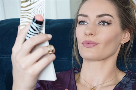 Sisley Paris New Launches Spring 2017 A Model Moment