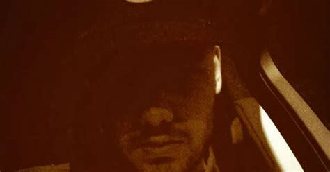 Liam Payne Posts Dark Selfie And Tells Fans Nobody Really Knows Me