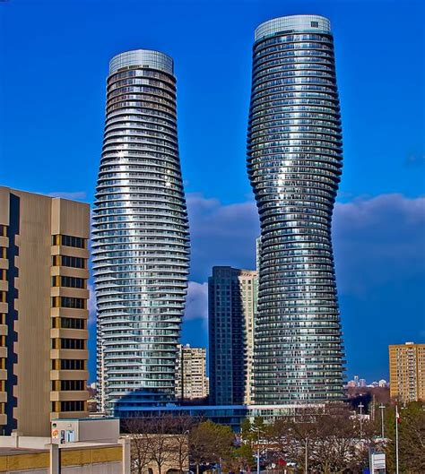 Absolute Towers Por Mad Architects