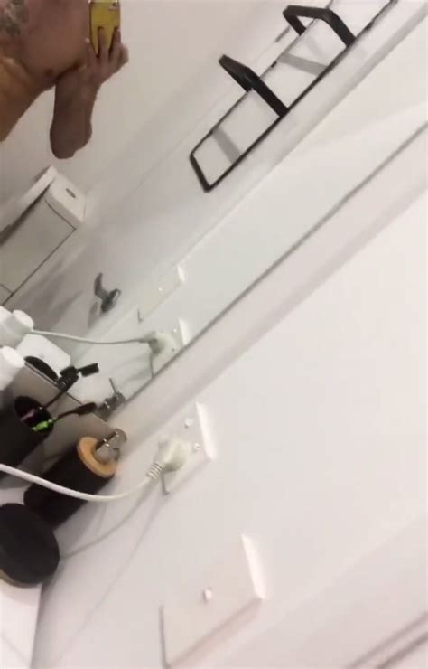 T A T T E D B I K E Y P T ThisVid