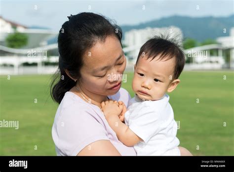 Chinese Mother Son Hi Res Stock Photography And Images Alamy