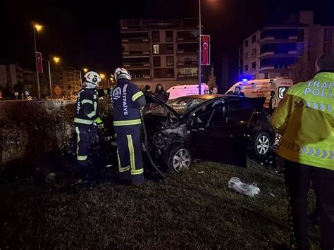 Denizli de Trafik Kazası Sürücü Hayatını Kaybetti Haberler