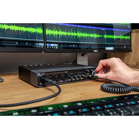 Buy Online Steinberg Ur44c Audio Midi Interface At Musicanarias