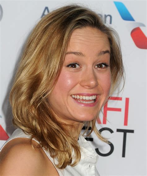 Brie Larson Hairstyles And Haircuts Celebrity Hair Ideas
