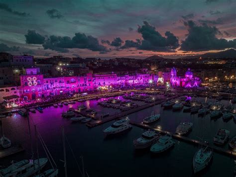 Notizie Costiera Amalfitana Autismo Tra Gli Insigniti Di Procida Premia La Cultura 2023” Cè