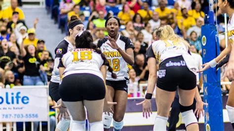 LAS PINKIN SUDARON CINCO SETS PARA INICIAR CON UN TRIUNFO LA SEMIFINAL