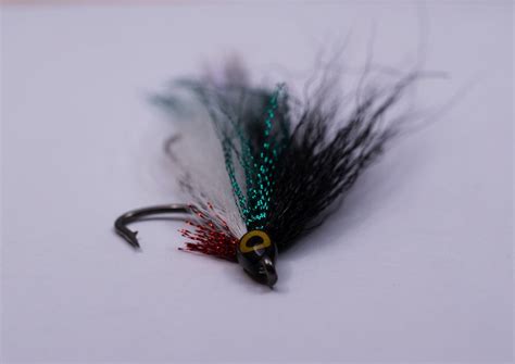 201 Classic Bucktail Fly Lux Fly Co 201 Classic Bucktail Fly Lux Fly Co