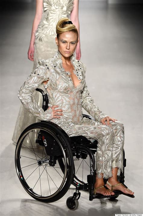 This Fashion Show Wins Nyfw Disabled Fashion Fashion Wheelchair Fashion