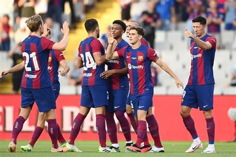 برشلونة يحسم الجدل بخصوص صفقة نجم فالنسيا هذا اليوم