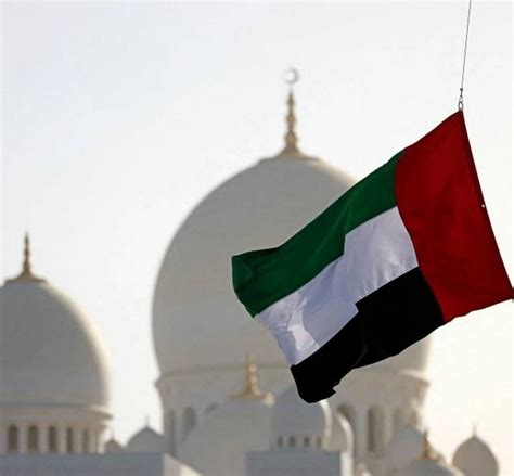 تقرير عن ارتفاع أسعار البنزين بالإمارات يتسبب في إغلاق صحيفة