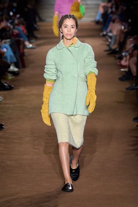 Miu Miu 2024 25 Autumn Winter 056｜miu Miu（ミュウミュウ）／2024 25 Autumn Winter Collection Otona Muse