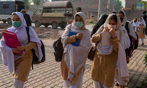نجی تعلیمی اداروں کے سمر کیمپ یا ۔۔۔۔۔۔۔۔؟ Badbaan