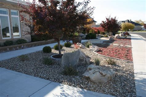 Low Maintenance No Grass Front Yard