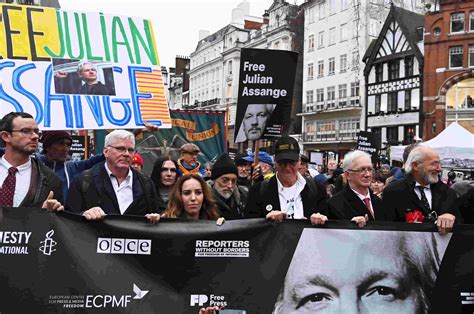 Verity Report Us Considering Plea Deal Offer For Julian Assange