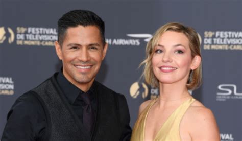 Jay Hernandez Wife Whos The Magnum Pi Star Married To In Real Life