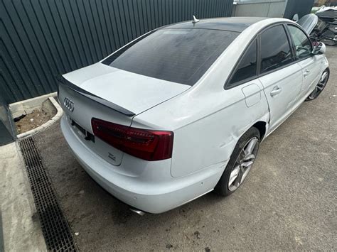 Audi A6 3 0 TDI S Tronic Quattro CDU Dijelovi 2014 God