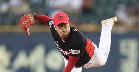 Kia 양현종 Kbo 역대 2번째 9시즌 연속 150이닝 투구 금자탑
