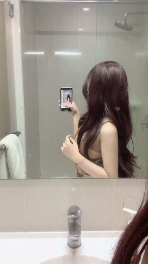 Mirror Selfie Korean