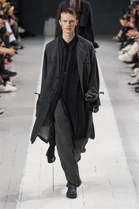 Yohji Yamamoto Paris Spring