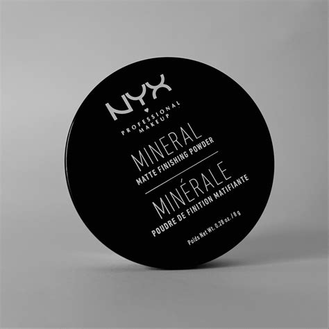 Мінеральна пудра для обличчя Makeup Club