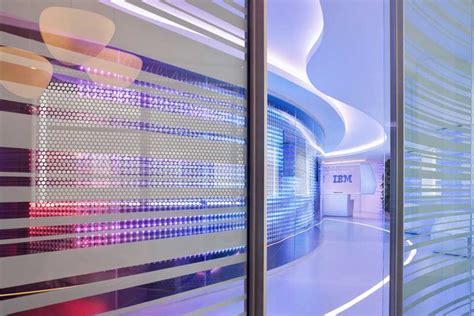 Cool Glass Wall Majority Decor Interior Design Ideas