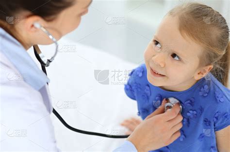 健康保健 听诊器 儿童 病人 女孩 幸福 概念 检查 微笑
