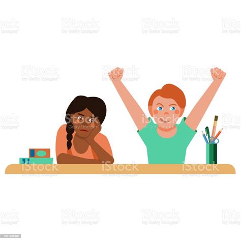 학생은 대답하고 싶어하고 아프리카 계 미국인 여학생은 수업 중에 지루합니다 고등학교 이하에 대한 스톡 벡터 아트 및 기타 이미지