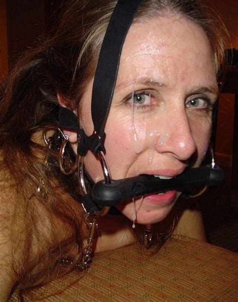 Foto De Older Ponygirl After Being Used