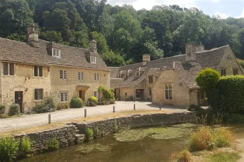 How To Travel Around The Cotswolds Without A Car A Dragon S Escape