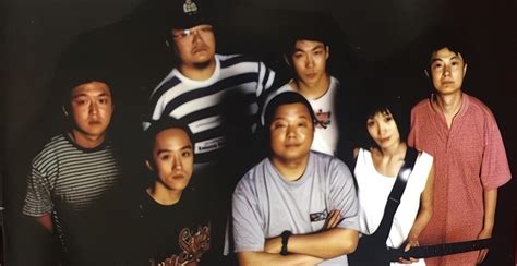 他，当红时扇梅婷耳光，砸成龙场子，后从摇滚巅峰滑落至人生低谷腾讯新闻