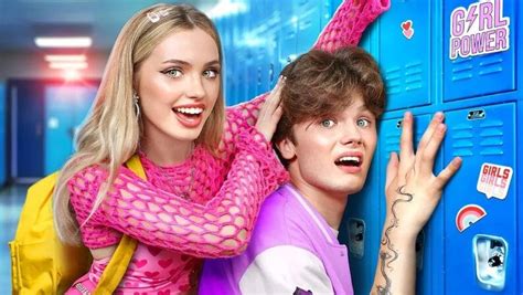 [Тим Тин Голд] Парень Попал В Школу Для Девушек Хорошая Девушка Vs Плохой Парень 1080p