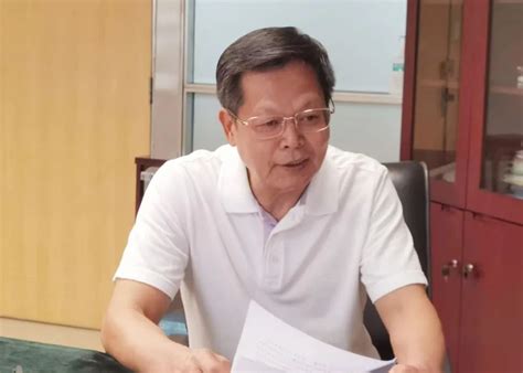 重启之年奋勇突破群策群力共谋未来深圳大运留学基金会第二届理事会第三次会议圆满召开 深圳大运留学基金会