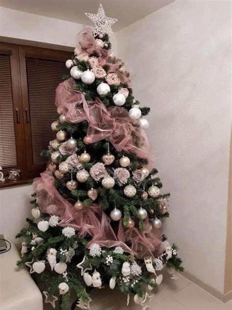 Как красиво нарядить елку на Новый Год 49 вариантов Pink Christmas Decorations Gold