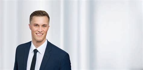 Versicherungen Aus Tradition günstig HUK COBURG