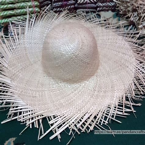 Pandanus Crafts Indonesia