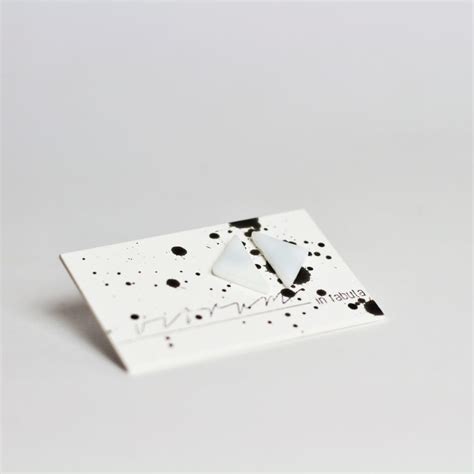 Pippa White Vitrum In Fabula