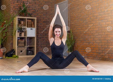 Legs Spread Workout OFF 51